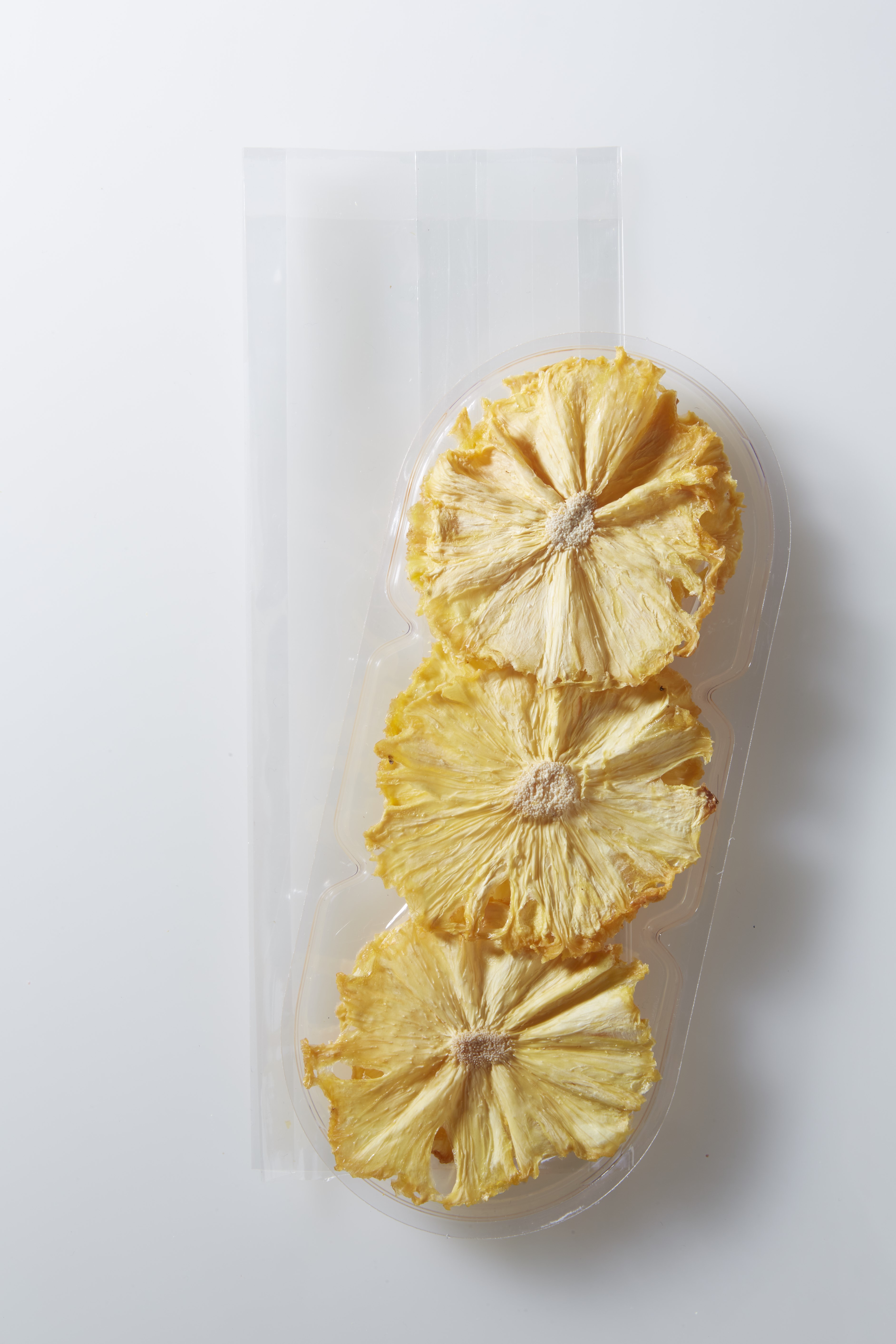 Buy Premium Pineapple Crisps at the best price in Dardimans | Fine Snacks